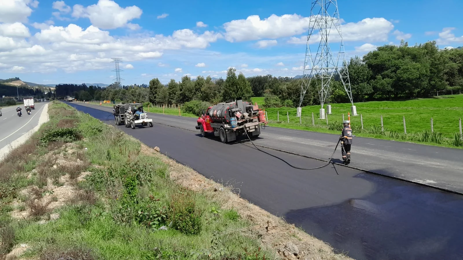 Rehabilitación en las vías de Zipaquirá – Ubaté – Chiquinquirá ...
